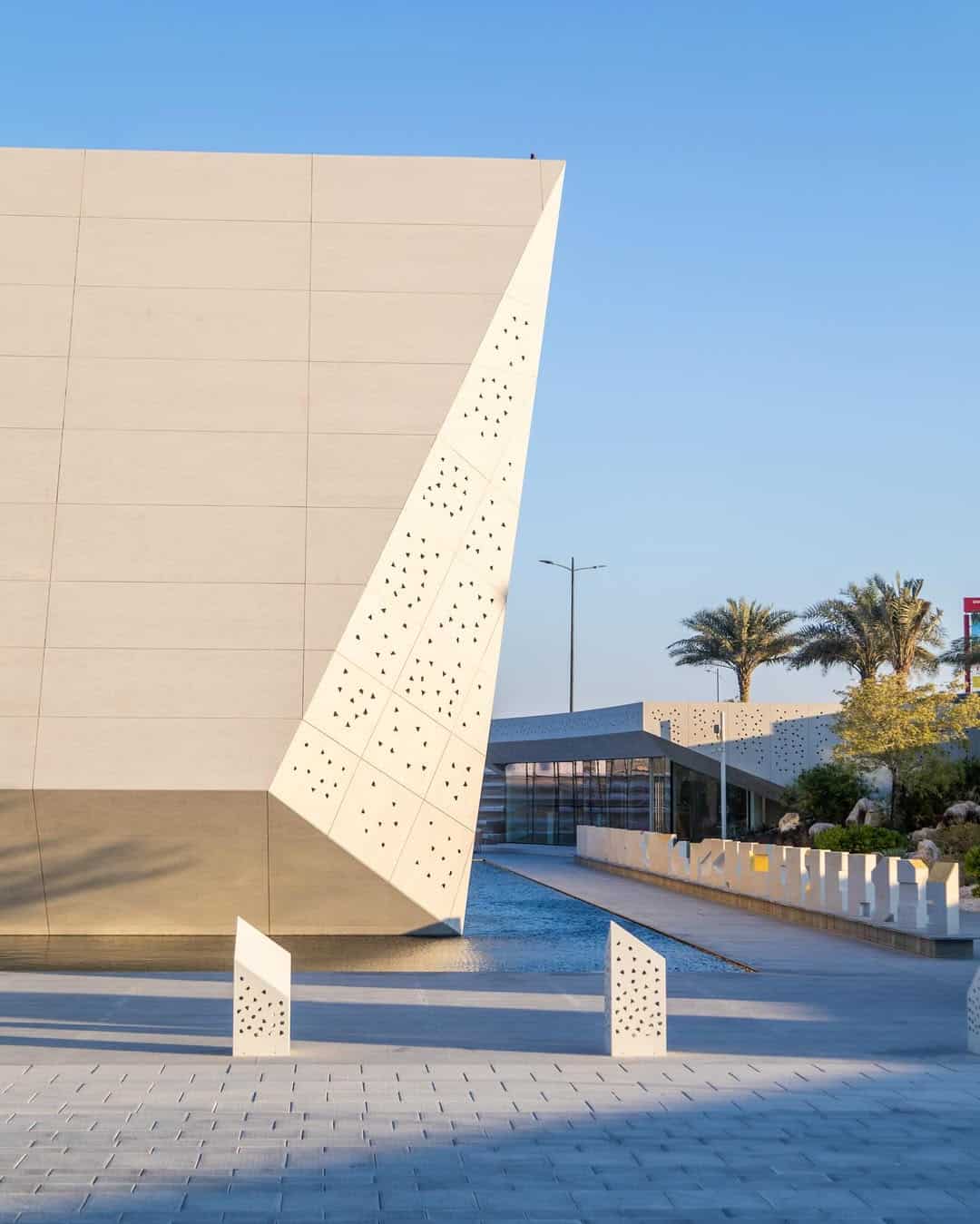 Saadiyat Island, Abu Dhabi - Complete tourist guide 2025