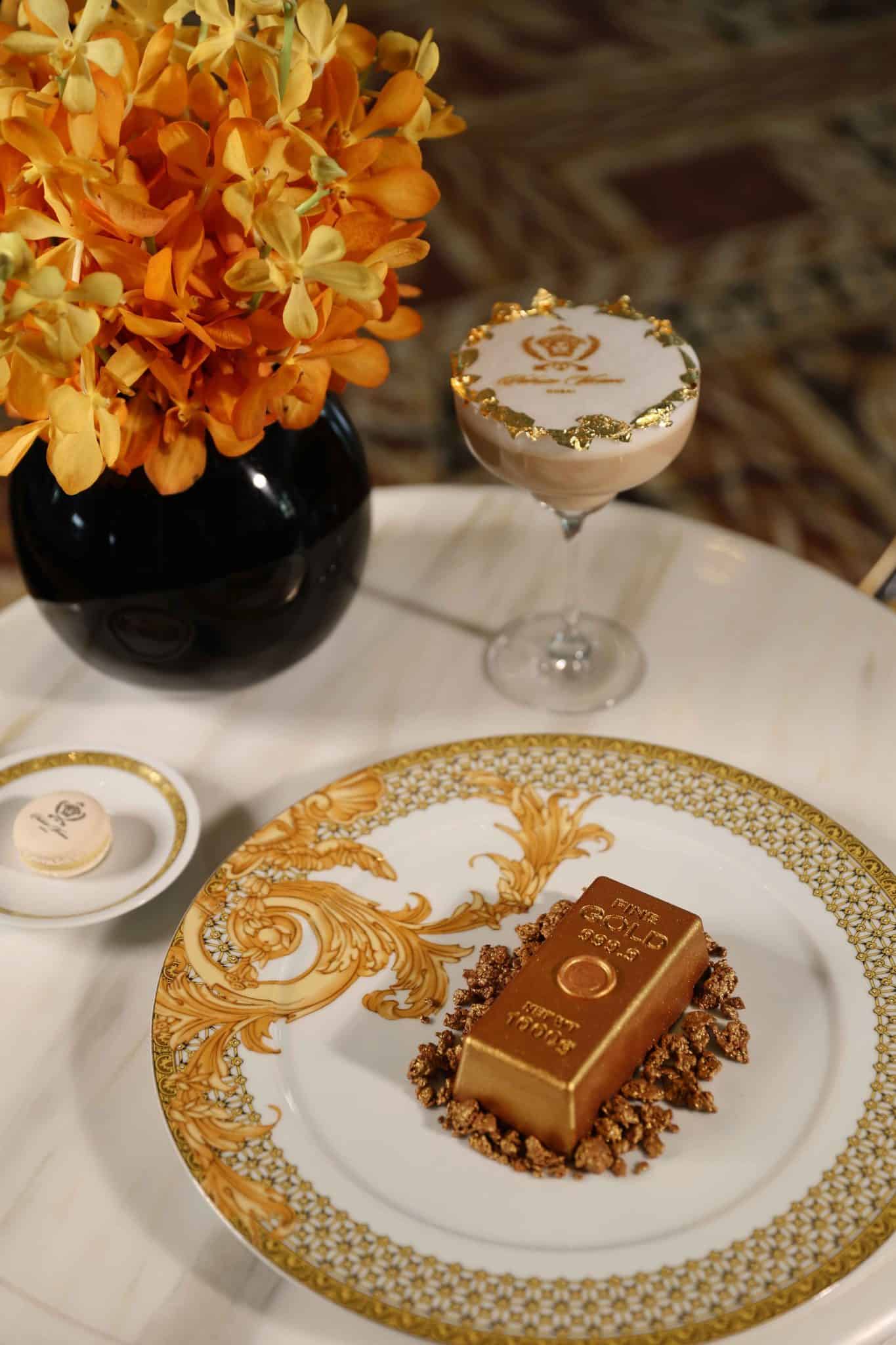 Mosaico’s Opera Gold Bar Debuts at Palazzo Versace Dubai