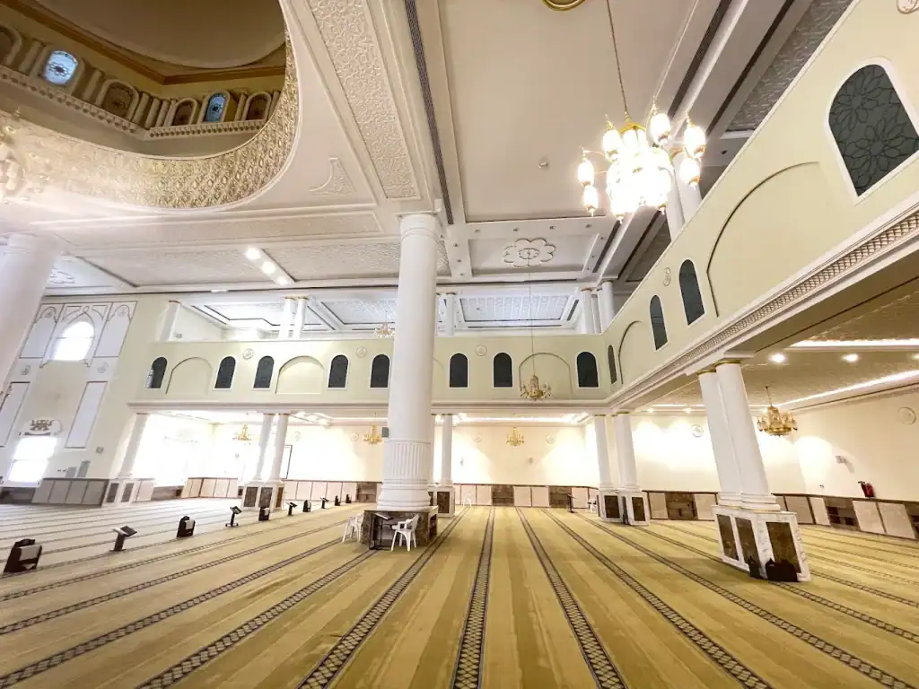 Guide to Sharjah Mosques: Prayer time, location and more
