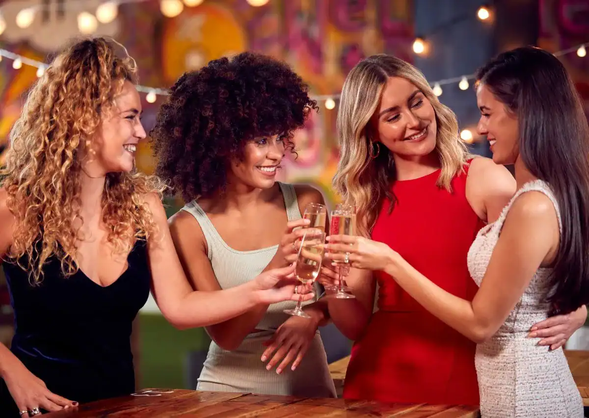 Ladies Night Offers in Dubai - Weekly Specials & Venues 2025